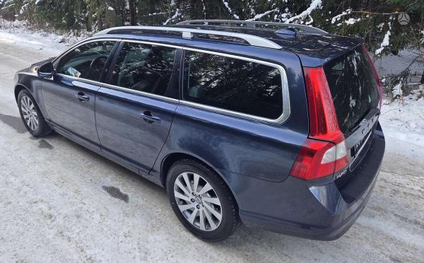 Zils Volvo V70 2011 Kauņa, ar dzinēja tilpumu 1.98 L un nobraukumu 270 tūkst. km par 6950 €, foto 5 vietnē AUTOMOTO.COM.LV