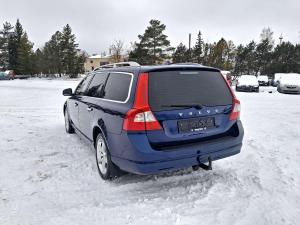 Zils Volvo V70 2011 Pakruojis, ar dzinēja tilpumu 2.00 L un nobraukumu 320 tūkst. km par 5650 €, foto 7 vietnē AUTOMOTO.COM.LV
