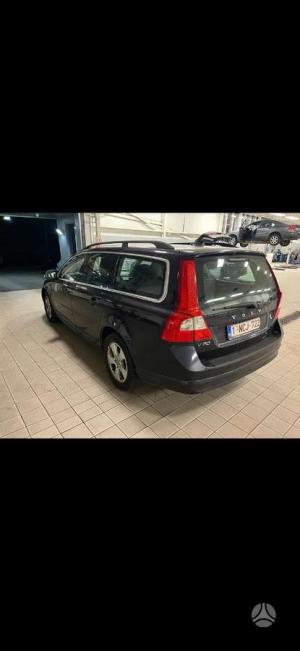 Zils Volvo V70 2011 Kauņa, ar dzinēja tilpumu 1.98 L un nobraukumu 465 tūkst. km par 2950 €, foto 3 vietnē AUTOMOTO.COM.LV