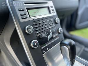 Zils Volvo V70 2011 Liepāja, ar dzinēja tilpumu 2.00 L un nobraukumu 266 tūkst. km par 6850 €, foto 14 vietnē AUTOMOTO.COM.LV