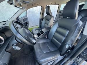 Zils Volvo V70 2011 Liepāja, ar dzinēja tilpumu 2.00 L un nobraukumu 266 tūkst. km par 6850 €, foto 15 vietnē AUTOMOTO.COM.LV