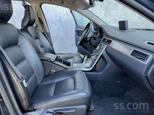 Zils Volvo V70 2011 Liepāja, ar dzinēja tilpumu 2.00 L un nobraukumu 266 tūkst. km par 6850 €, foto 18 vietnē AUTOMOTO.COM.LV