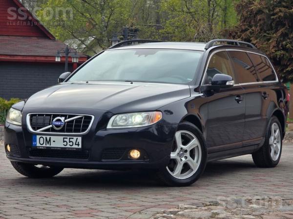 Blue Volvo V70 2011 in Riga, with an engine capacity of 2.40 L and mileage of 352 thousand km for 6350 €, photo 1 on AUTOMOTO.COM.LV