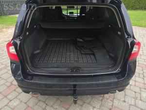 Blue Volvo V70 2011 in Riga, with an engine capacity of 2.40 L and mileage of 352 thousand km for 6350 €, photo 16 on AUTOMOTO.COM.LV