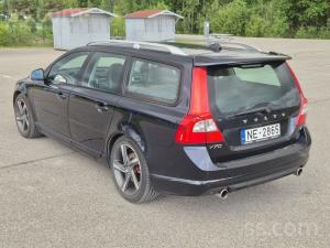 Zils Volvo V70 2011 Ogre, ar dzinēja tilpumu 2.40 L un nobraukumu 332 tūkst. km par 5200 €, foto 4 vietnē AUTOMOTO.COM.LV