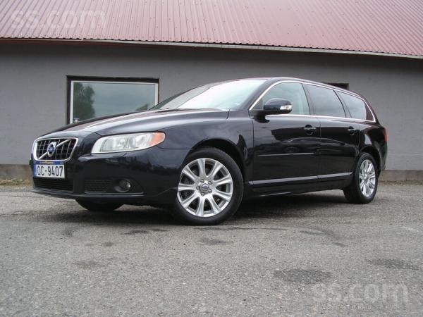 Blue Volvo V70 2011 in Riga, with an engine capacity of 2.00 L and mileage of 0 thousand km for 5450 €, photo 2 on AUTOMOTO.COM.LV