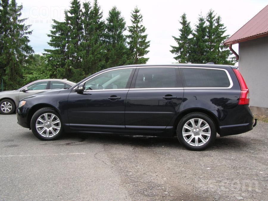 Zils Volvo V70 2011 Rīga, ar dzinēja tilpumu 2.00 L un nobraukumu 0 tūkst. km par 5450 €, foto 5 vietnē AUTOMOTO.COM.LV