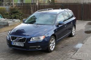 Синий Вольво В70 2011 в Рига, объемом двигателя 2.00 л и пробегом 370 тыс. км за 5000 €, фото 3 на AUTOMOTO.COM.LV