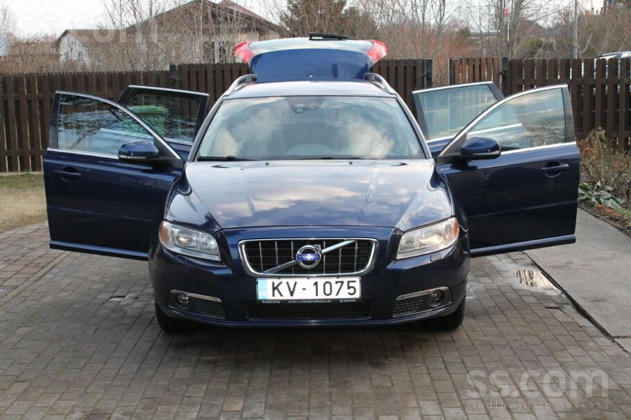 Синий Вольво В70 2011 в Рига, объемом двигателя 2.00 л и пробегом 370 тыс. км за 5000 €, фото 8 на AUTOMOTO.COM.LV