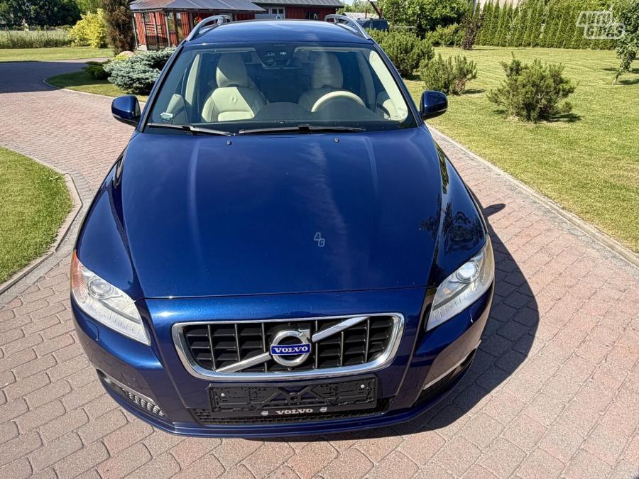 Zils Volvo V70 2011 Radviliškis, ar dzinēja tilpumu 2.00 L un nobraukumu 320 tūkst. km par 3950 €, foto 8 vietnē AUTOMOTO.COM.LV