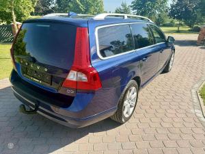 Blue Volvo V70 2011 in Radviliskis, with an engine capacity of 2.00 L and mileage of 320 thousand km for 3950 €, photo  on AUTOMOTO.COM.LV