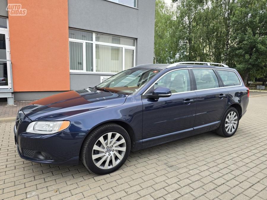 Blue Volvo V70 2011 in Kaunas, with an engine capacity of 2.00 L and mileage of 270 thousand km for 5800 €, photo 5 on AUTOMOTO.COM.LV