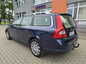 Blue Volvo V70 2011 in Kaunas, with an engine capacity of 2.00 L and mileage of 270 thousand km for 5800 €, photo 7 on AUTOMOTO.COM.LV
