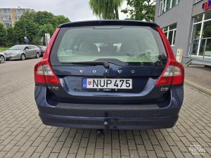 Blue Volvo V70 2011 in Kaunas, with an engine capacity of 2.00 L and mileage of 270 thousand km for 5800 €, photo 9 on AUTOMOTO.COM.LV