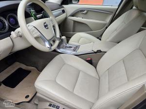 Blue Volvo V70 2011 in Kaunas, with an engine capacity of 2.00 L and mileage of 270 thousand km for 5800 €, photo 15 on AUTOMOTO.COM.LV