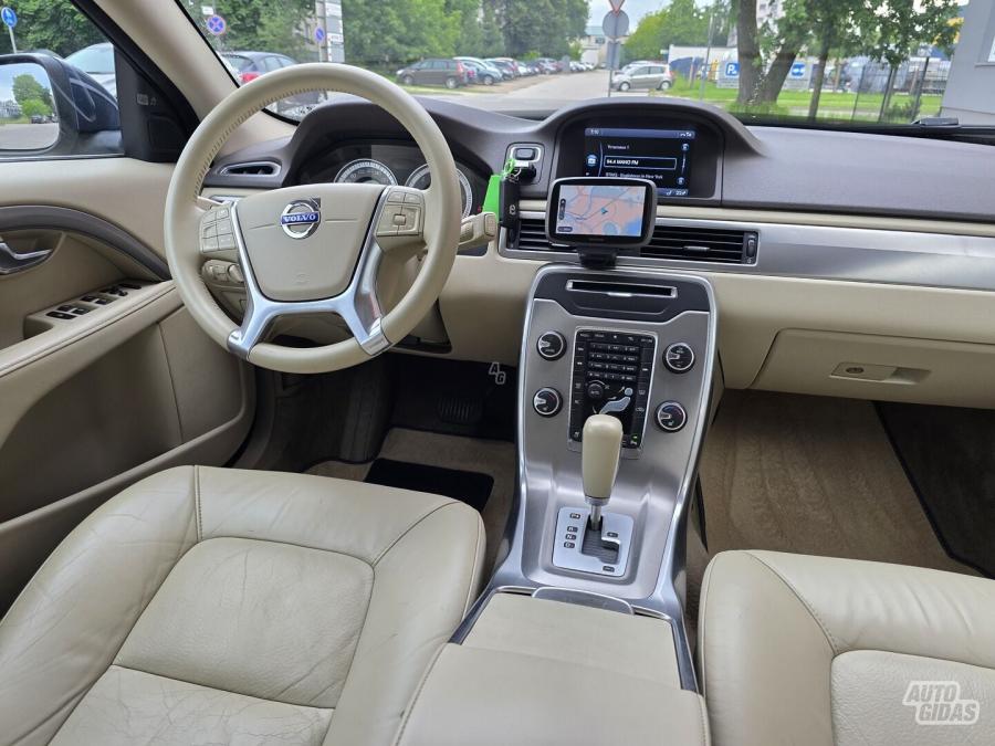 Blue Volvo V70 2011 in Kaunas, with an engine capacity of 2.00 L and mileage of 270 thousand km for 5800 €, photo 19 on AUTOMOTO.COM.LV