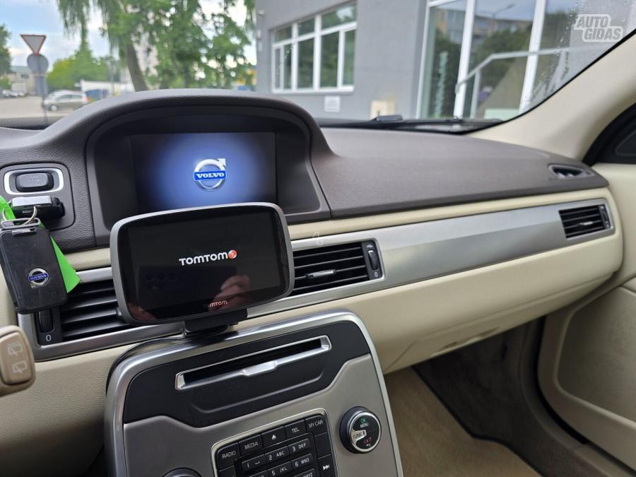Blue Volvo V70 2011 in Kaunas, with an engine capacity of 2.00 L and mileage of 270 thousand km for 5800 €, photo 20 on AUTOMOTO.COM.LV