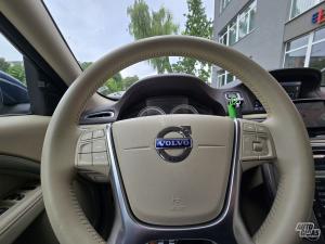Blue Volvo V70 2011 in Kaunas, with an engine capacity of 2.00 L and mileage of 270 thousand km for 5800 €, photo 23 on AUTOMOTO.COM.LV
