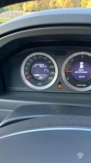 Blue Volvo V70 2011 in Jonava, with an engine capacity of 1.98 L and mileage of 277 thousand km for 5150 €, photo 8 on AUTOMOTO.COM.LV
