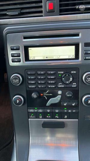 Blue Volvo V70 2011 in Jonava, with an engine capacity of 1.98 L and mileage of 277 thousand km for 5150 €, photo 9 on AUTOMOTO.COM.LV