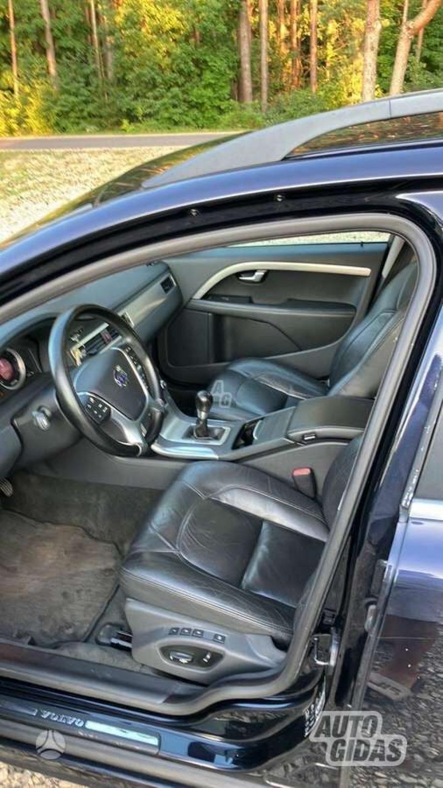 Zils Volvo V70 2011 Jonava, ar dzinēja tilpumu 2.00 L un nobraukumu 277 tūkst. km par 5150 €, foto 7 vietnē AUTOMOTO.COM.LV