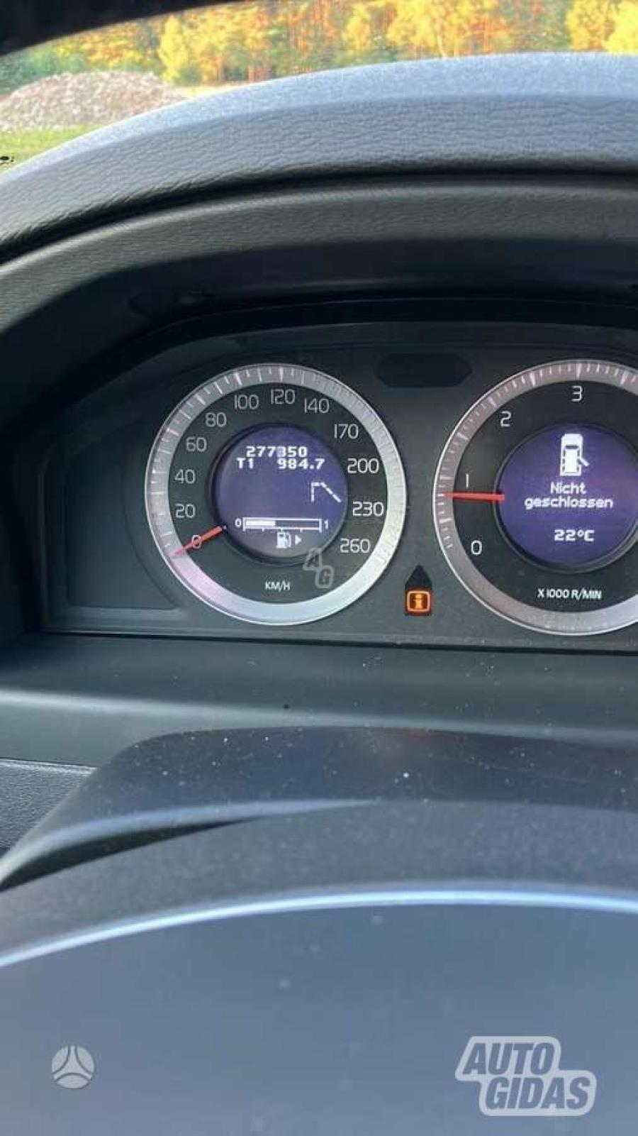Zils Volvo V70 2011 Jonava, ar dzinēja tilpumu 2.00 L un nobraukumu 277 tūkst. km par 5150 €, foto 8 vietnē AUTOMOTO.COM.LV