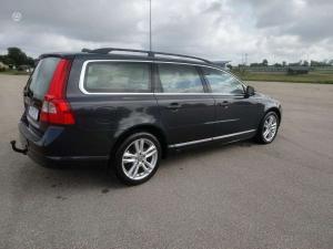 Zils Volvo V70 2011 Tauragė, ar dzinēja tilpumu 2.00 L un nobraukumu 289 tūkst. km par 5250 €, foto 7 vietnē AUTOMOTO.COM.LV