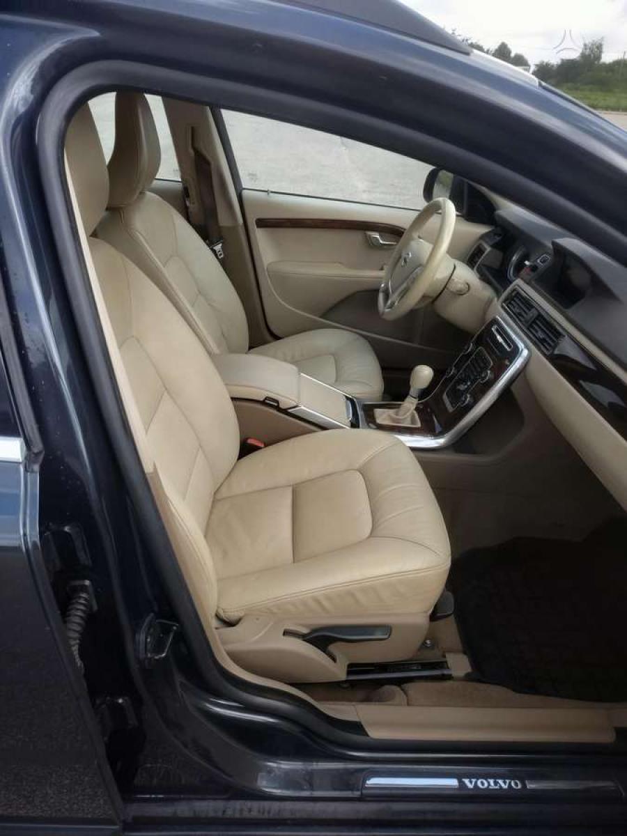 Zils Volvo V70 2011 Tauragė, ar dzinēja tilpumu 2.00 L un nobraukumu 289 tūkst. km par 5250 €, foto 10 vietnē AUTOMOTO.COM.LV
