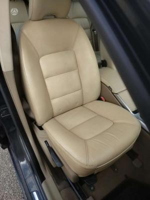 Zils Volvo V70 2011 Tauragė, ar dzinēja tilpumu 2.00 L un nobraukumu 289 tūkst. km par 5250 €, foto 11 vietnē AUTOMOTO.COM.LV