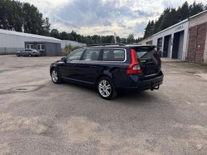 Zils Volvo V70 2011 Jonava, ar dzinēja tilpumu 1.98 L un nobraukumu 278 tūkst. km par 5150 €, foto 8 vietnē AUTOMOTO.COM.LV