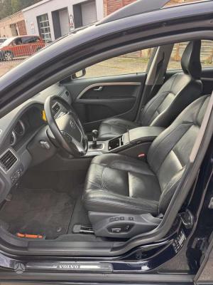 Zils Volvo V70 2011 Jonava, ar dzinēja tilpumu 1.98 L un nobraukumu 278 tūkst. km par 5150 €, foto 10 vietnē AUTOMOTO.COM.LV