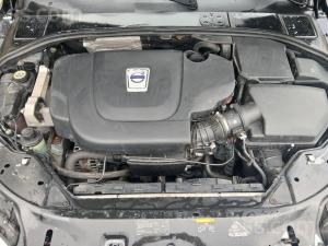 Blue Volvo V70 2011 in Limbazi, with an engine capacity of 2.00 L and mileage of 381 thousand km for 3700 €, photo 11 on AUTOMOTO.COM.LV