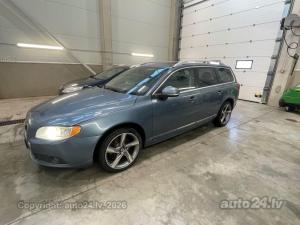Blue Volvo V70 2012 in Tallinn, with an engine capacity of 2.40 L and mileage of 263 thousand km for 9500 €, photo  on AUTOMOTO.COM.LV