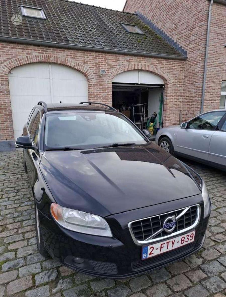 Zils Volvo V70 2012 Utena, ar dzinēja tilpumu 1.98 L un nobraukumu 290 tūkst. km par 3950 €, foto 2 vietnē AUTOMOTO.COM.LV