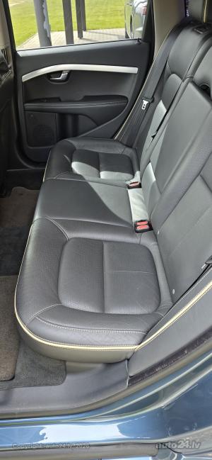 Zils Volvo V70 2012 Jegeva, ar dzinēja tilpumu 2.40 L un nobraukumu 410 tūkst. km par 8000 €, foto 8 vietnē AUTOMOTO.COM.LV