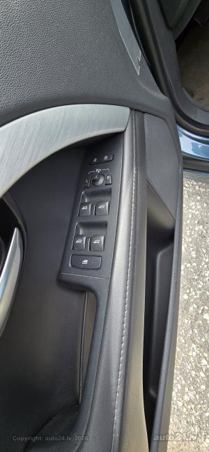 Zils Volvo V70 2012 Jegeva, ar dzinēja tilpumu 2.40 L un nobraukumu 410 tūkst. km par 8000 €, foto 10 vietnē AUTOMOTO.COM.LV