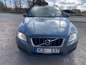 Blue Volvo V70 2012 in Riga, with an engine capacity of 2.00 L and mileage of 352 thousand km for 3490 €, photo 9 on AUTOMOTO.COM.LV