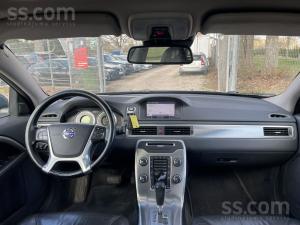 Blue Volvo V70 2012 in Riga, with an engine capacity of 2.00 L and mileage of 352 thousand km for 3490 €, photo 19 on AUTOMOTO.COM.LV