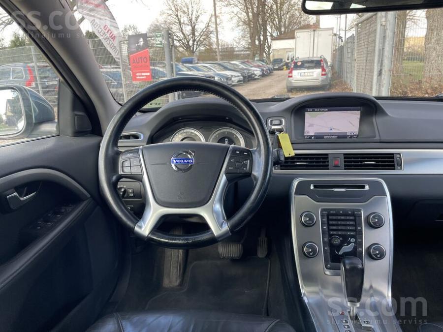 Blue Volvo V70 2012 in Riga, with an engine capacity of 2.00 L and mileage of 352 thousand km for 3490 €, photo 20 on AUTOMOTO.COM.LV
