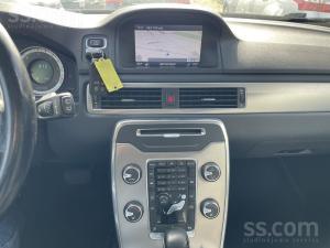 Blue Volvo V70 2012 in Riga, with an engine capacity of 2.00 L and mileage of 352 thousand km for 3490 €, photo 24 on AUTOMOTO.COM.LV
