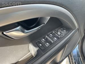 Blue Volvo V70 2012 in Riga, with an engine capacity of 2.00 L and mileage of 352 thousand km for 3490 €, photo 30 on AUTOMOTO.COM.LV