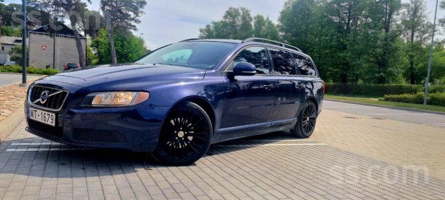 Blue Volvo V70 2012 in Ventspils, with an engine capacity of 1.60 L and mileage of 544 thousand km for 1750 €, photo 1 on AUTOMOTO.COM.LV