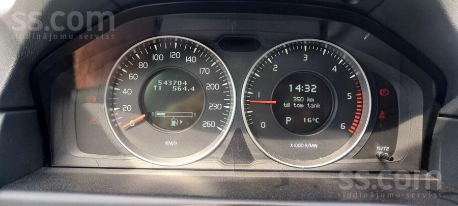 Blue Volvo V70 2012 in Ventspils, with an engine capacity of 1.60 L and mileage of 544 thousand km for 1750 €, photo 3 on AUTOMOTO.COM.LV