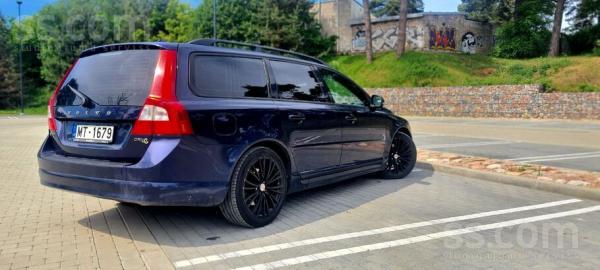 Blue Volvo V70 2012 in Ventspils, with an engine capacity of 1.60 L and mileage of 544 thousand km for 1750 €, photo 9 on AUTOMOTO.COM.LV
