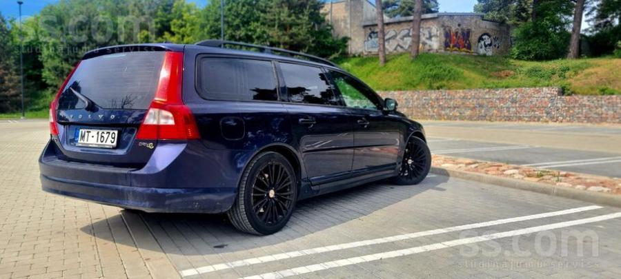 Blue Volvo V70 2012 in Ventspils, with an engine capacity of 1.60 L and mileage of 544 thousand km for 1750 €, photo 10 on AUTOMOTO.COM.LV