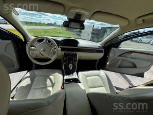 Zils Volvo V70 2012 Cēsis, ar dzinēja tilpumu 2.40 L un nobraukumu 425 tūkst. km par 5300 €, foto 9 vietnē AUTOMOTO.COM.LV