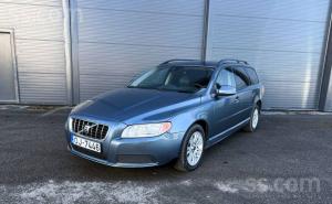 Blue Volvo V70 2012 in Riga, with an engine capacity of 2.00 L and mileage of 0 thousand km for 4200 €, photo 3 on AUTOMOTO.COM.LV