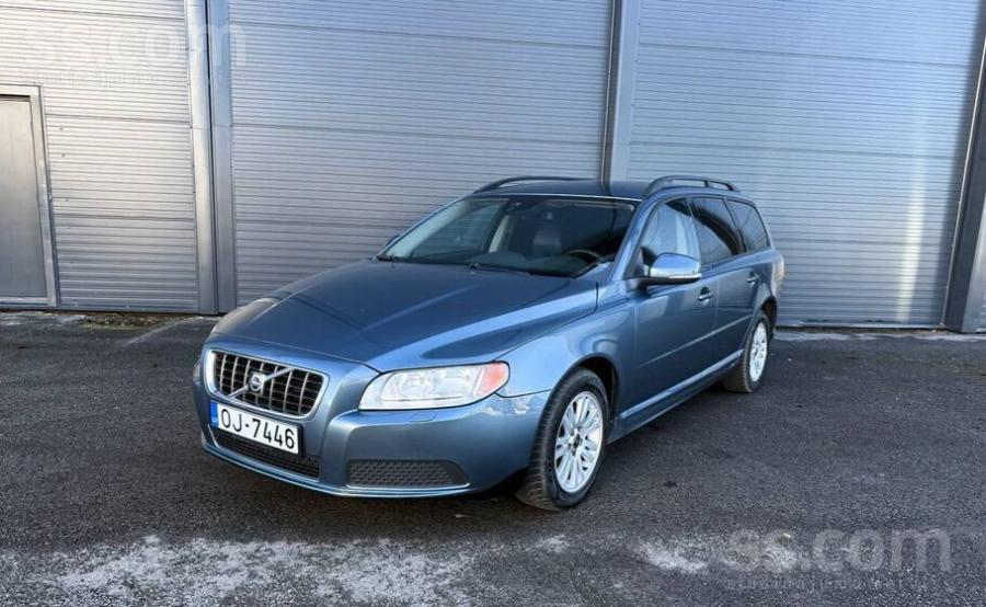 Blue Volvo V70 2012 in Riga, with an engine capacity of 2.00 L and mileage of 0 thousand km for 4200 €, photo 3 on AUTOMOTO.COM.LV