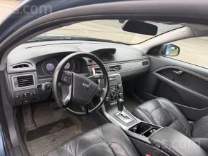 Blue Volvo V70 2012 in Riga, with an engine capacity of 2.00 L and mileage of 0 thousand km for 4200 €, photo 8 on AUTOMOTO.COM.LV