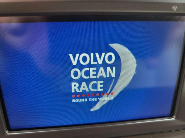 Blue Volvo V70 2012 in Vilnius, with an engine capacity of 1.98 L and mileage of 314 thousand km for 5550 €, photo 8 on AUTOMOTO.COM.LV